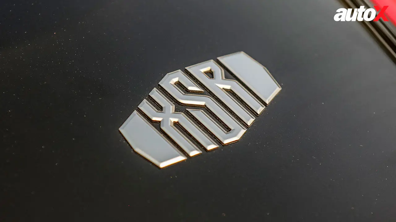 Yamaha XSR 155 Review - Old Soul, New Suit | autoX